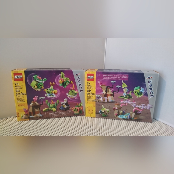 Lego | Toys | Lego Space Bundle Alien Pack 475 Alien Planet Habitat ...